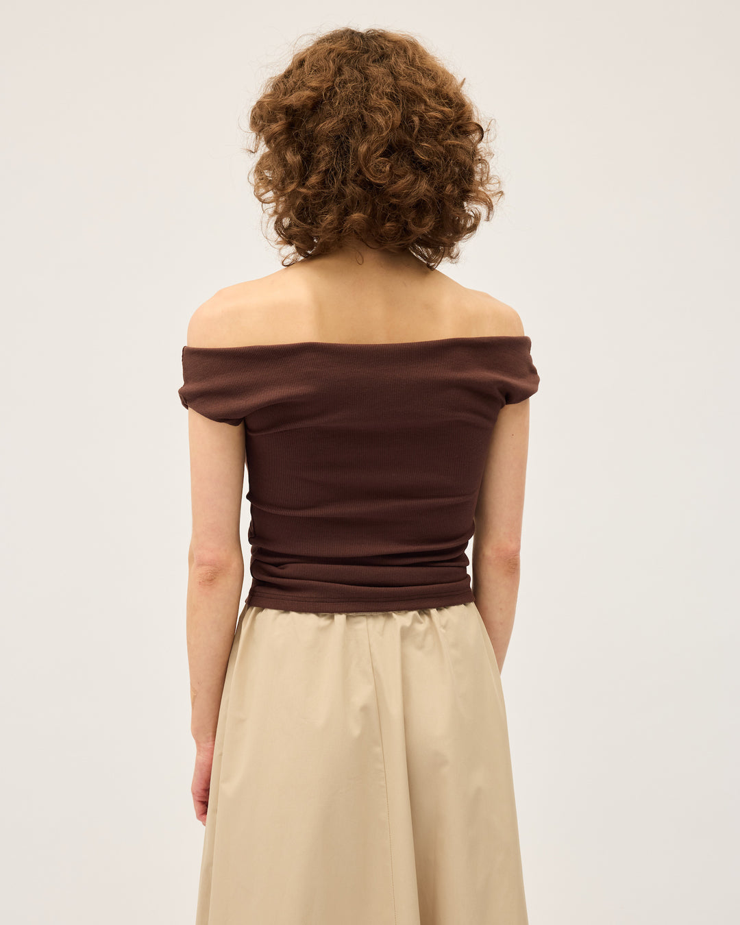 Niveah Tee – Dominique Healy