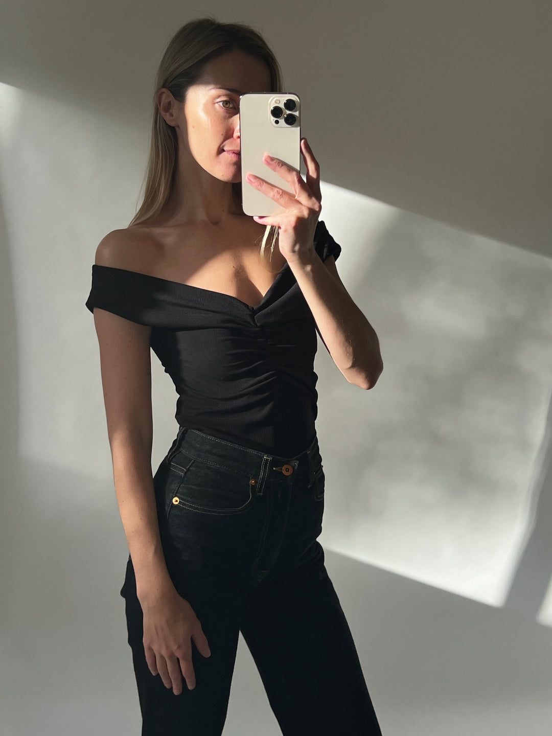 Niveah Tee | Black Rib – Dominique Healy